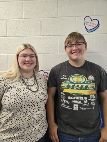 Max High School seniors prepare for graduation | News, Sports, Jobs ...